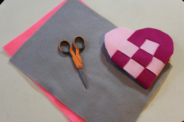 How-to: Felt Swedish Hearts