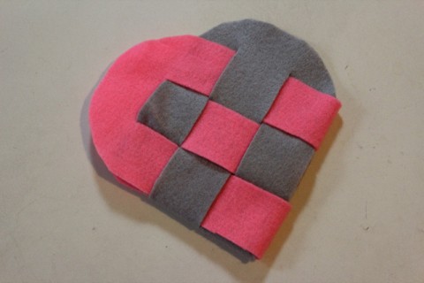 How-to: Felt Swedish Hearts
